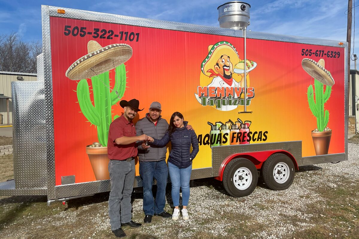 010 – Trailer Builder